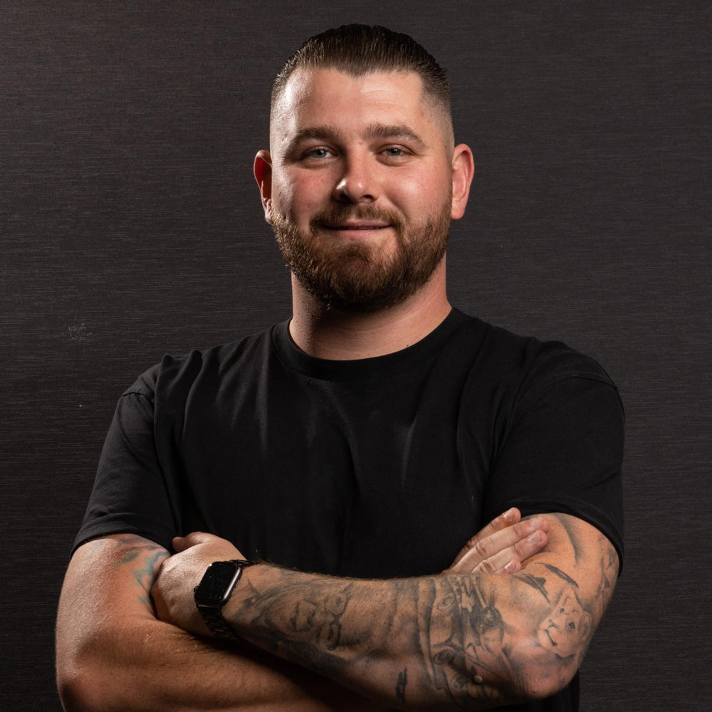 A LEADING FORCE Interview with Fraser – Modern Pirate